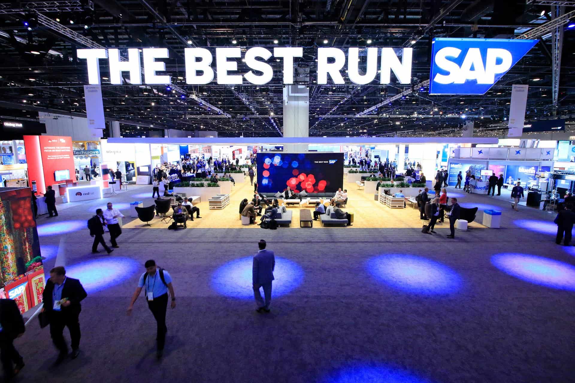 34629564_10155984514648393_822133487225012224_o - Beyond Technologies